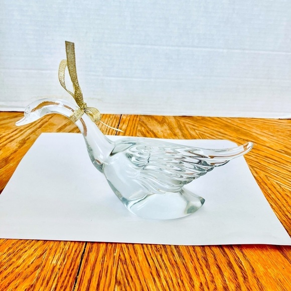 Heisey | Art | Heisey Crystal Clear Goose Paperweight 8in Long Read ...